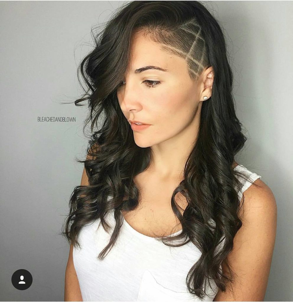 Capelli rasati da un lato, ecco le migliori tendenze del momento