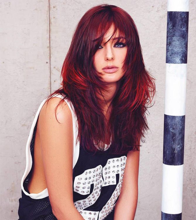 Capelli color mogano, come sfruttare al meglio questo colore di tendenza