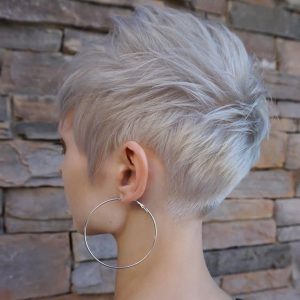 35 tagli di capelli cortissimi visti da dietro. Il look a 360 gradi!