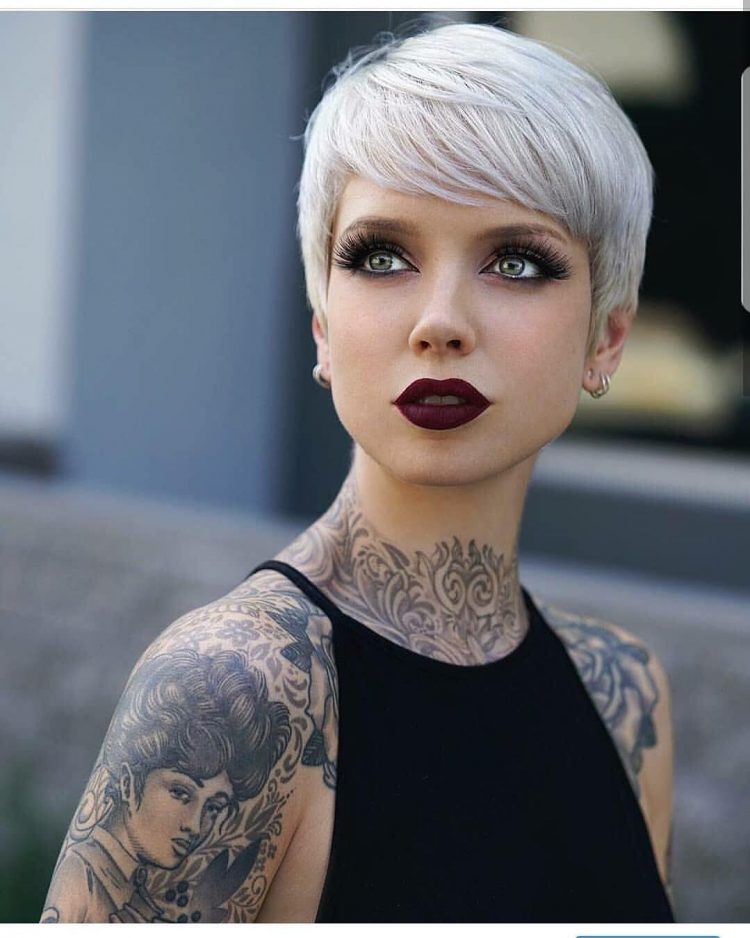 Capelli grigi: sfumature spettacolari da condividere per il 2019