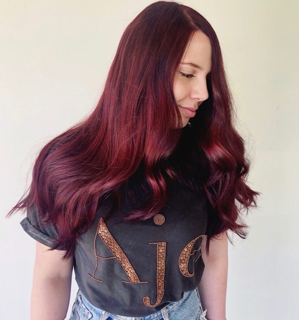 Capelli Rosso Mogano: una tonalità intensa e sensuale - CapelliStyle
