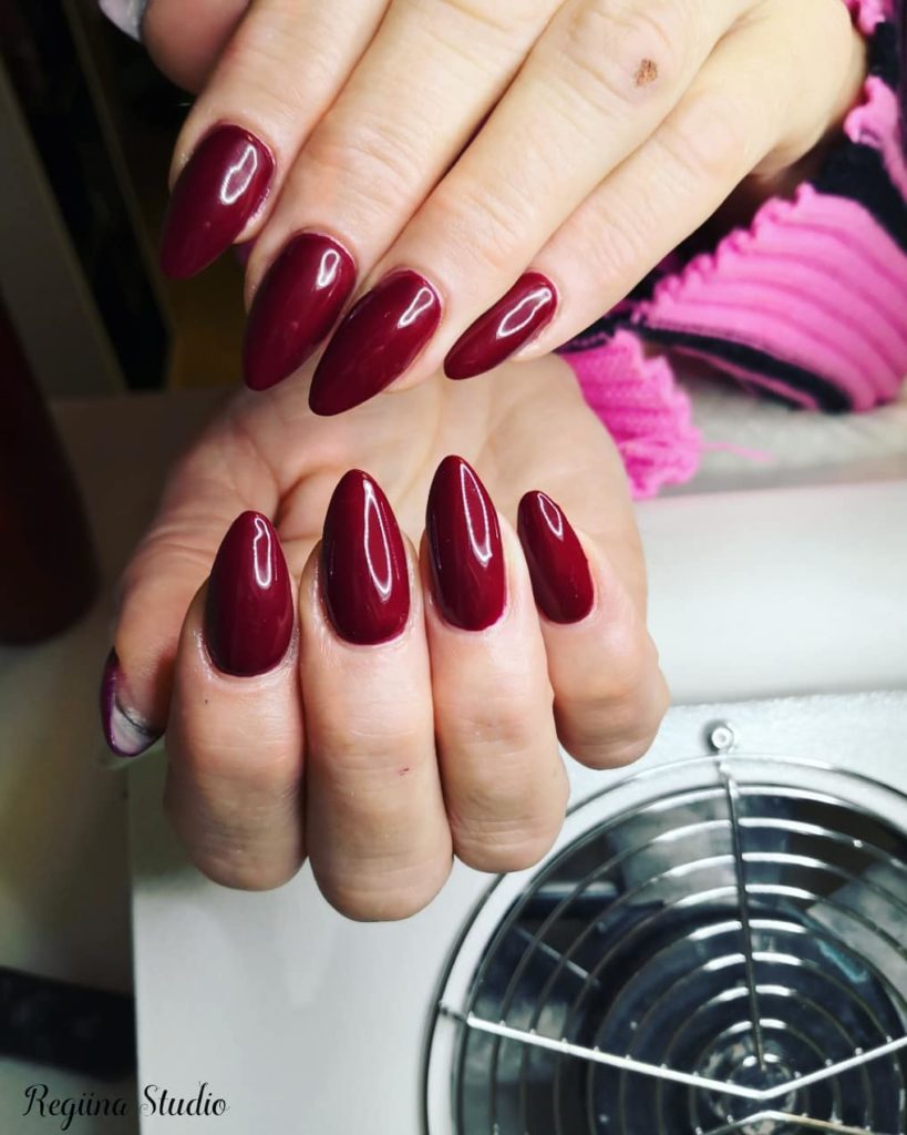 Unghie Rosso Ciliegia: la manicure della primavera - CapelliStyle