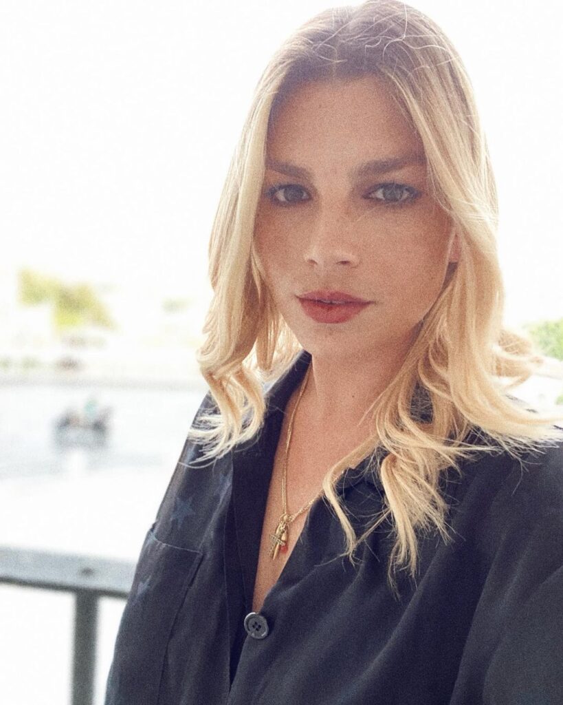 Il taglio scalato di Emma Marrone è l'ispirazione giusta per l'autunno ...