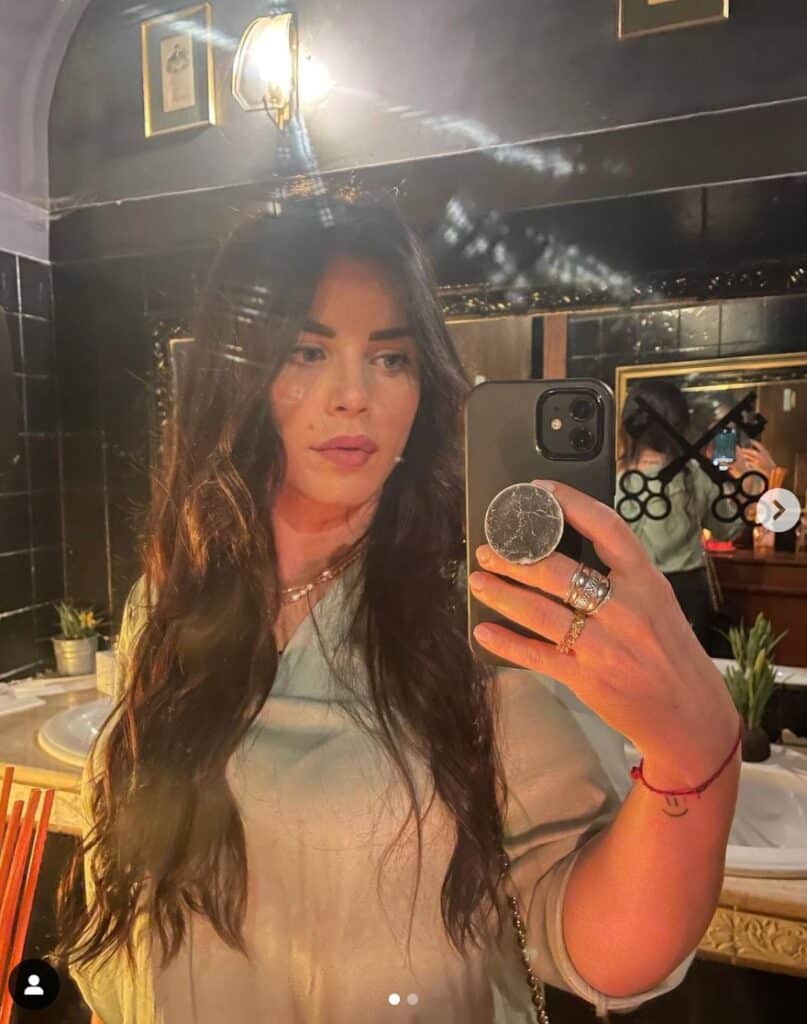 Samantha Curcio UeD taglia tutto e dona i suoi capelli: il nuovo look