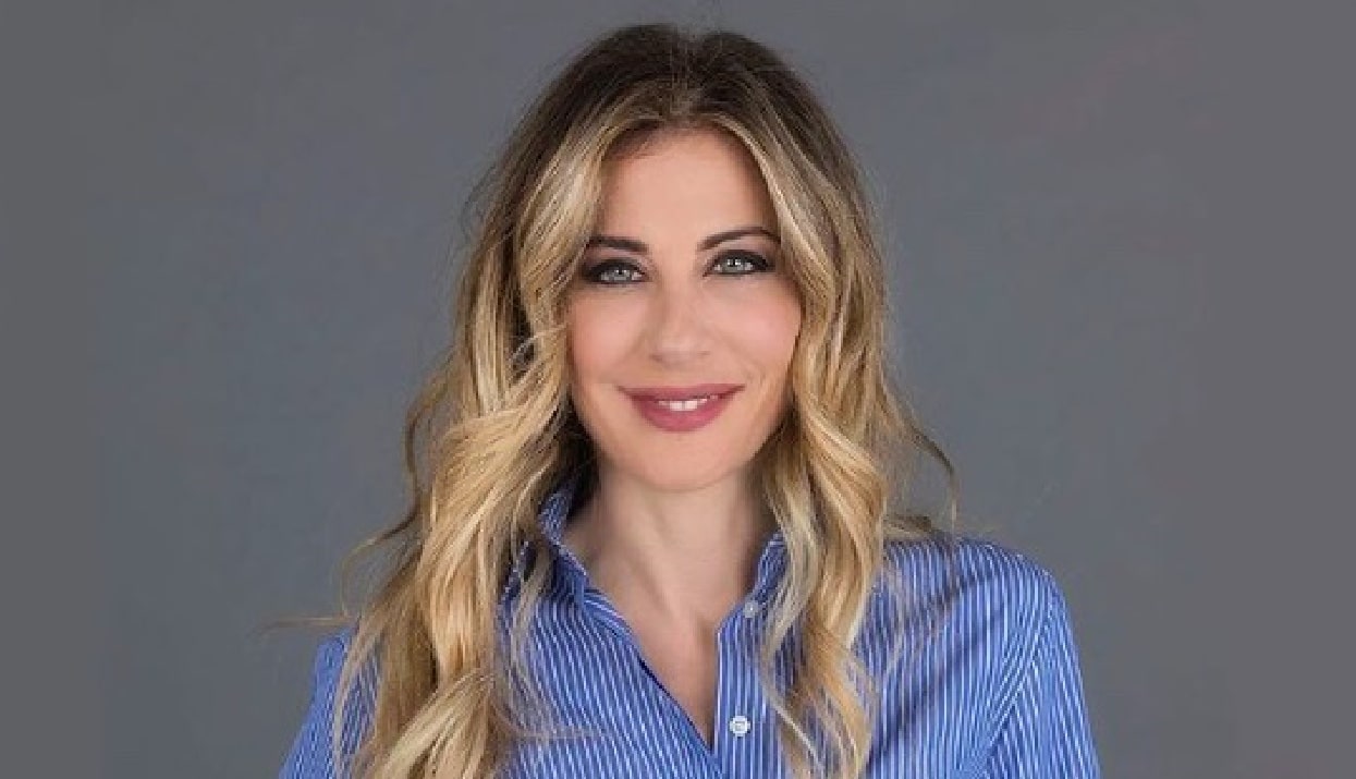 Francesca Fagnani, che chic: il top punk che sta bene su tutto