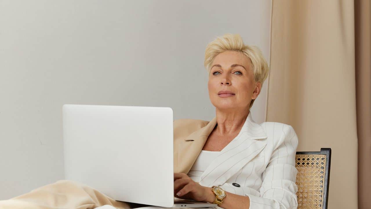 Il momager cut per capelli corti è super stiloso | Capellistyle