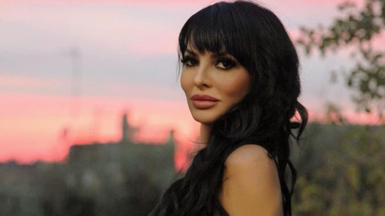 Miriana Trevisan nuovo look: le foto bionda come Marilyn Monroe