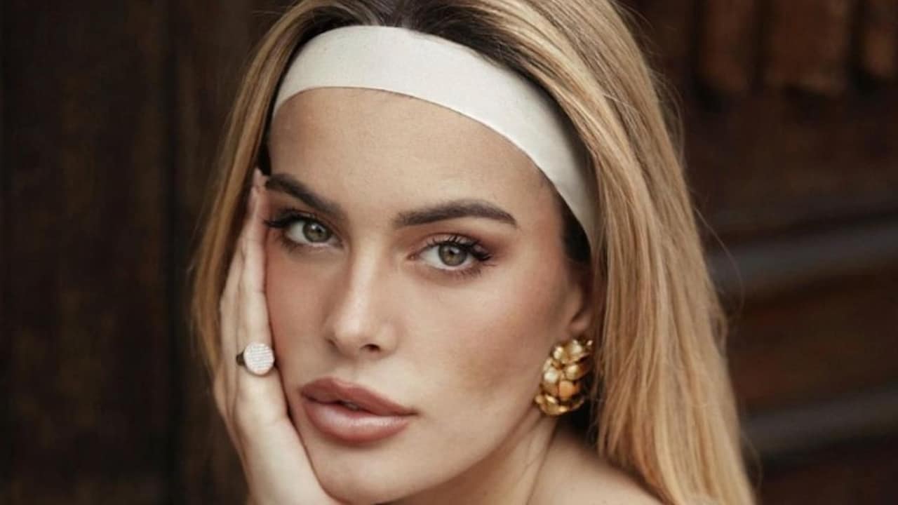 Sophie Codegoni, no make up e filtri: mostra l'acne sul viso