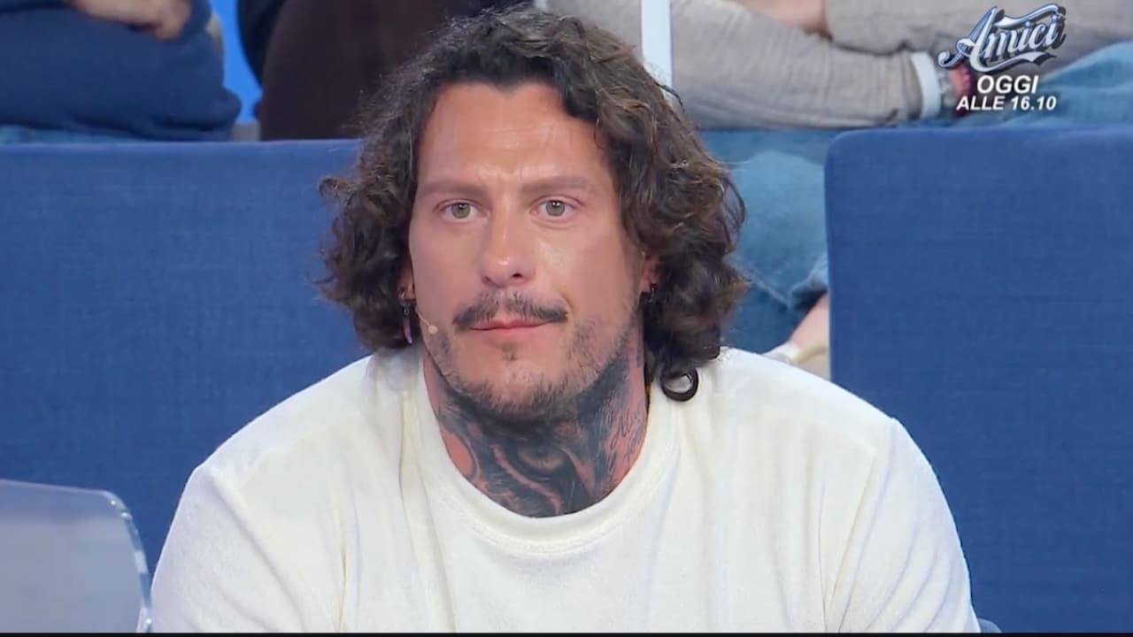 Sergio dopo Uomini e Donne, il nuovo look dell'ex corteggiatore