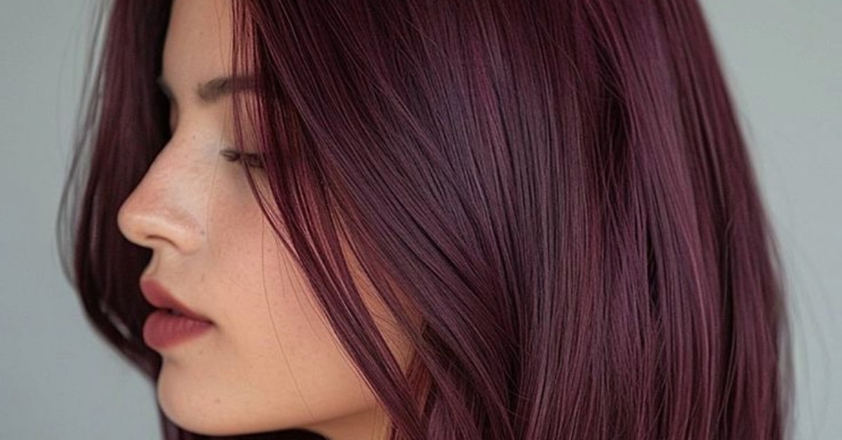Mogano scuro: una tonalità versatile che aggiunge un tocco di glam